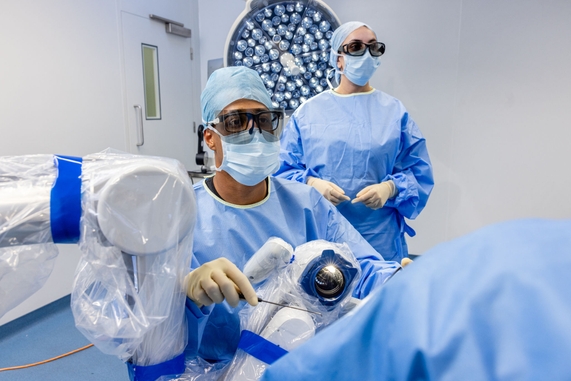 Aesculap Aeos® for Plastics - B. Braun